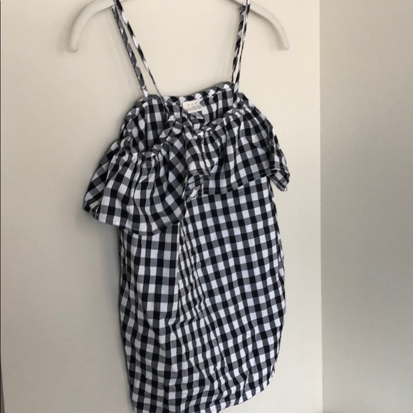 Tops | Gingham Ruffle Top S | Poshmark